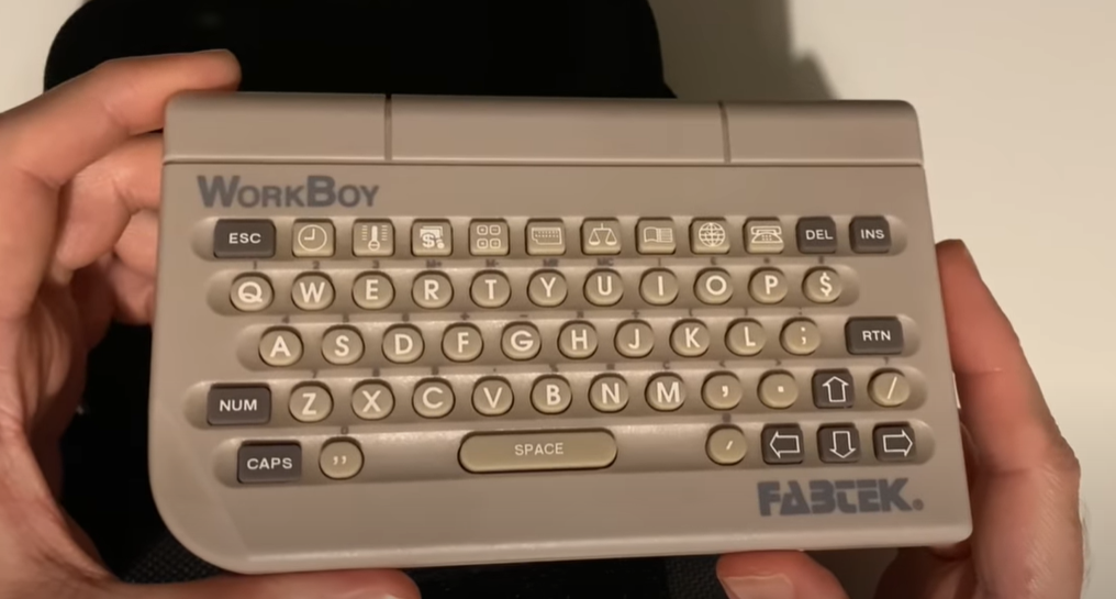 一台从未发售的Game Boy配件，在28年后复活-虎嗅网