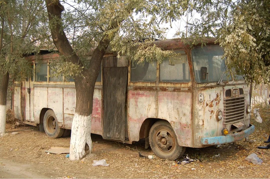 七辆客车，与北京公共交通的70年-虎嗅网