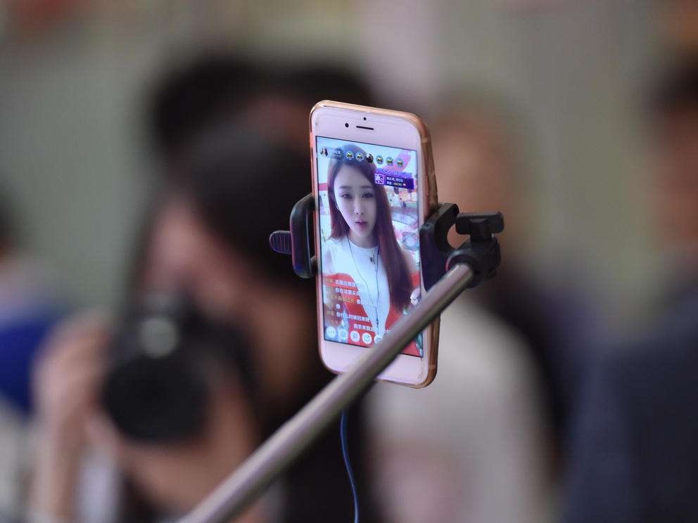 Peepla被查，直播进入“强监管”时代，各大公司如何出招应对？-虎嗅网